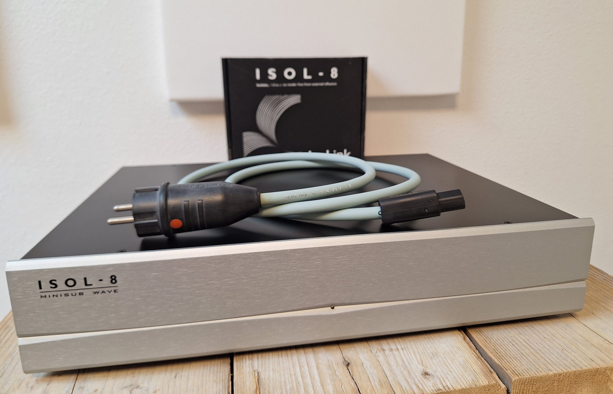 Minisub wave met Isolink 1 - Monitor Audio Nederland